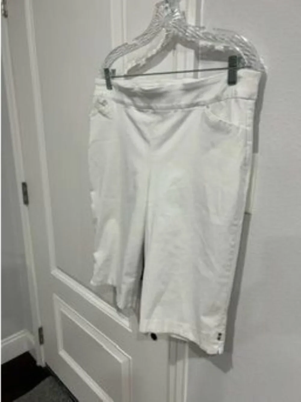 Coral Bay | Shorts | Coral Bay 6 White Stretch Pull On Bermuda Shorts ...